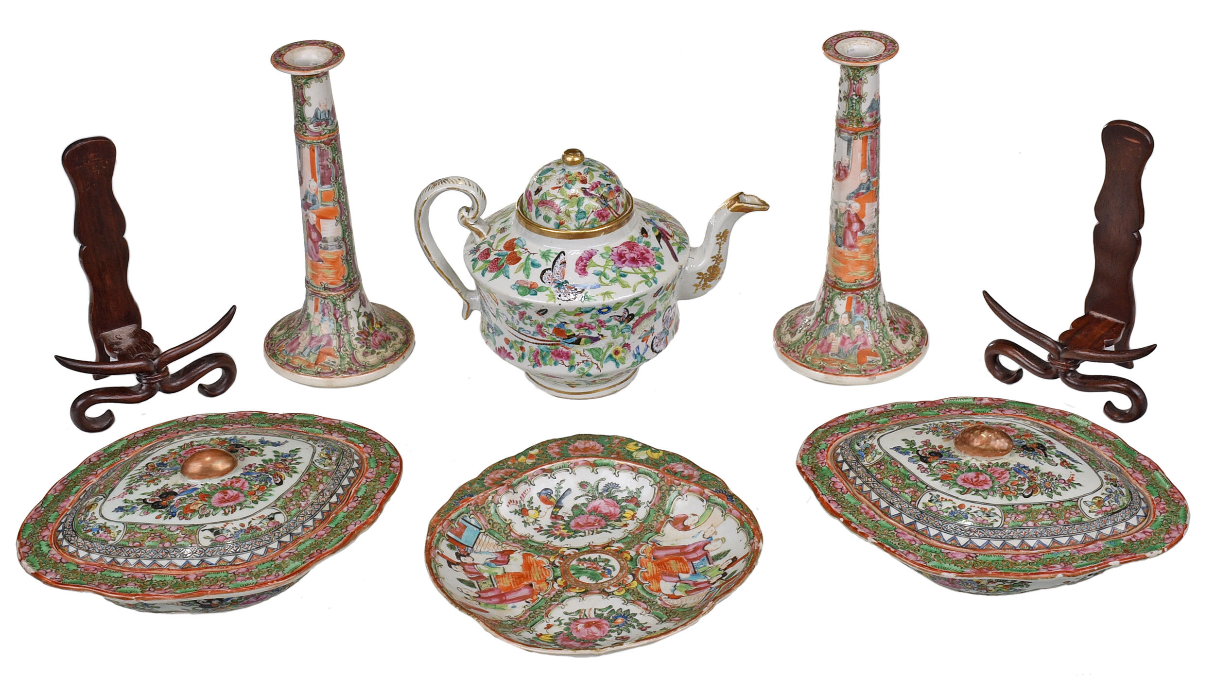 Six Rose Medallion Chinese Porcelain Table Objects | Barnebys
