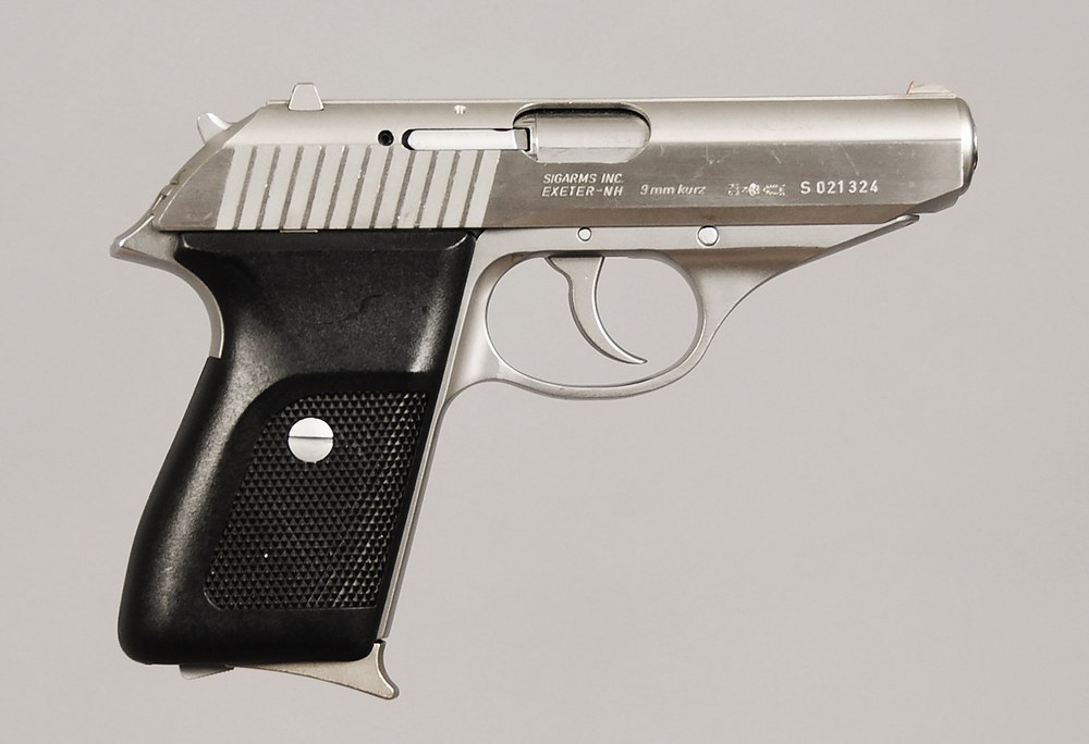 Sig Sauer P230 SL Pistol | Barnebys
